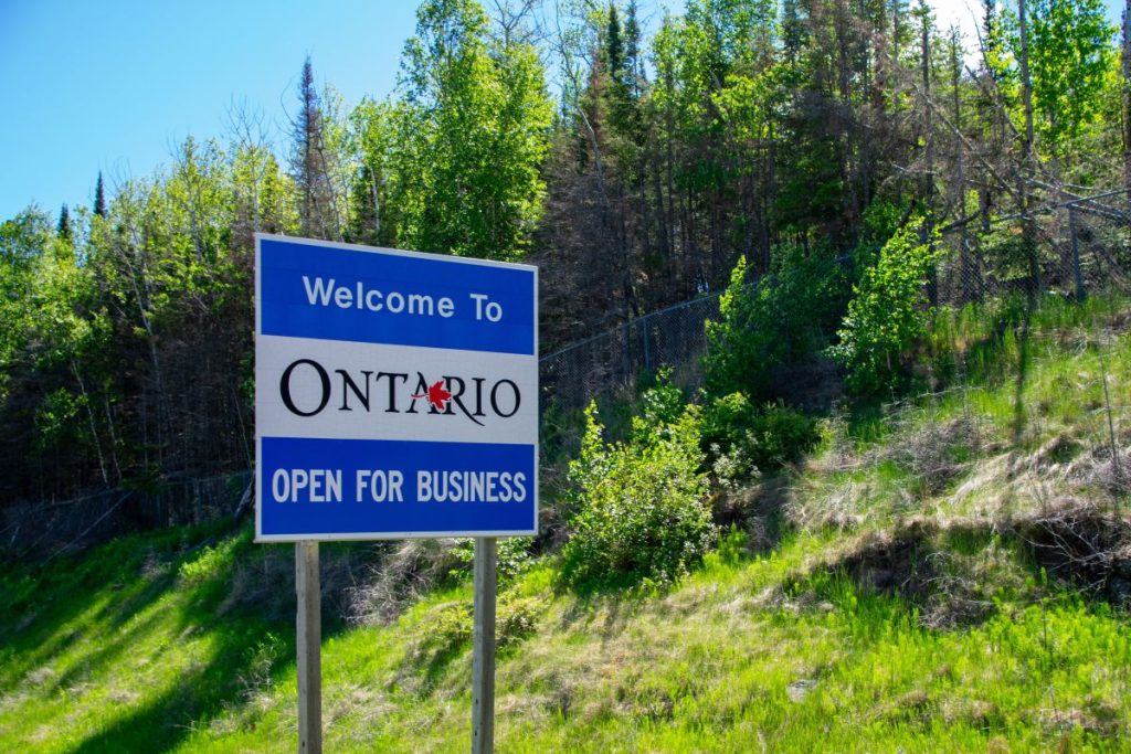 AGCO Licenses absolutebet For Ontario Market Entry